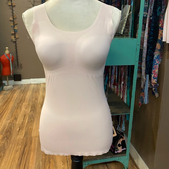 Bali | Tops | Nwt The Bali Easy Lite Tank In Sandshell | Poshmark